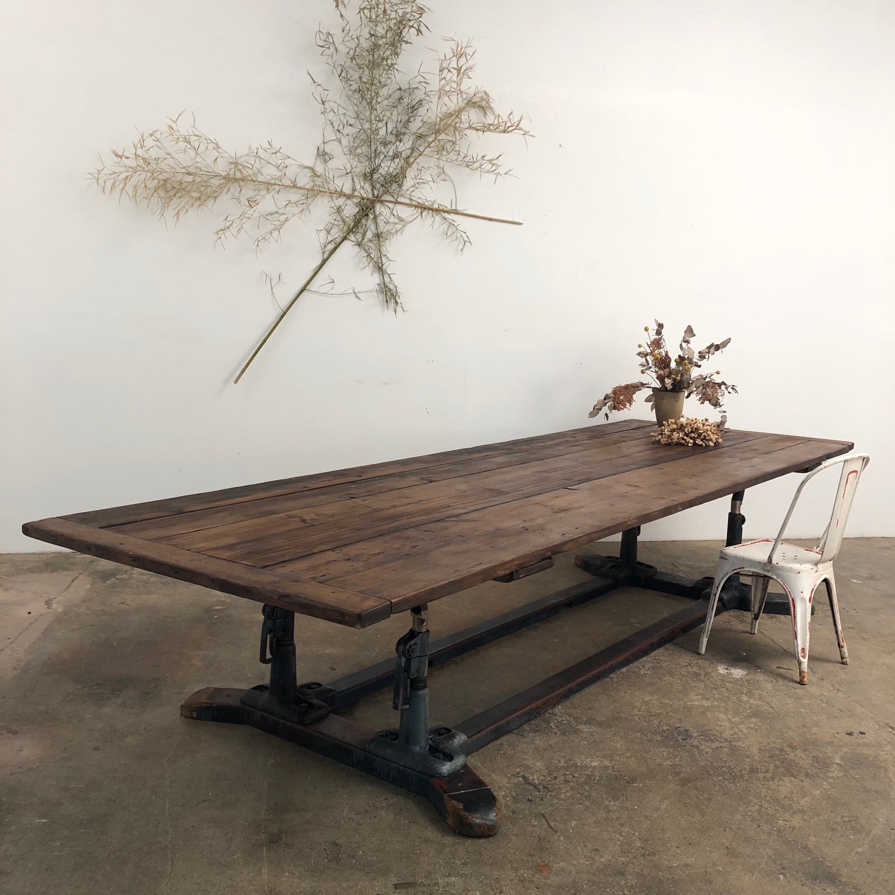 large industrial table – Objet Vagabond