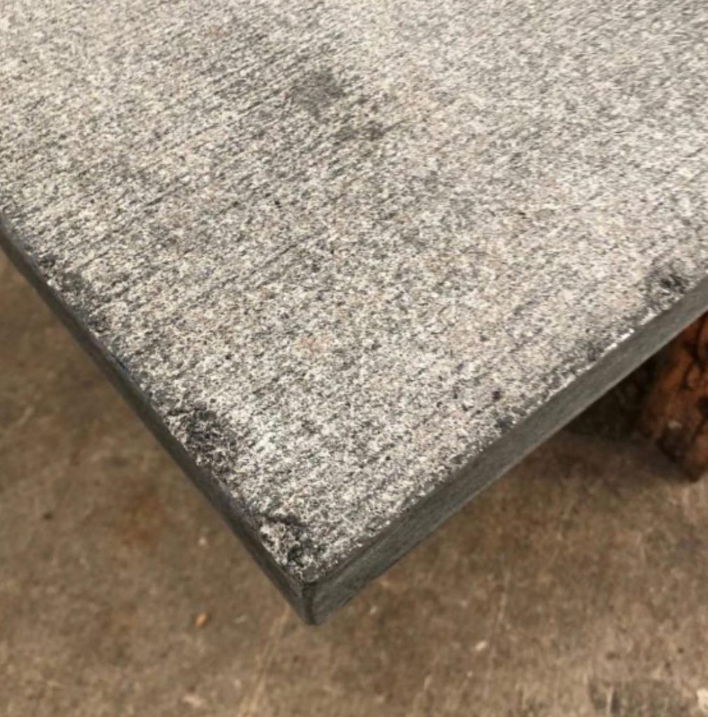 blue stone coffee table – Objet Vagabond