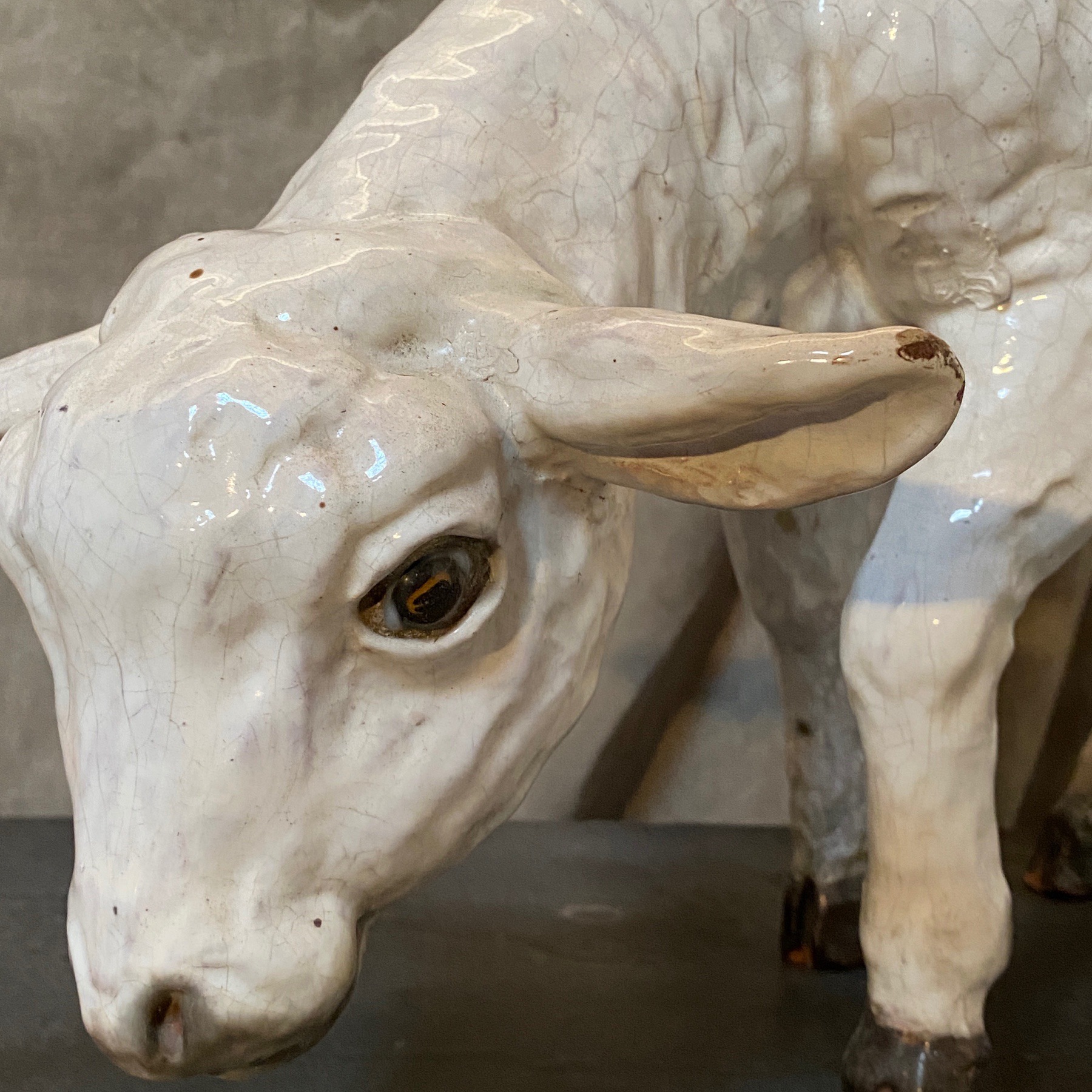 ceramic lamb sculpture – Objet Vagabond
