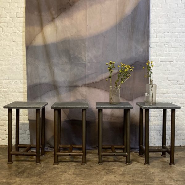 4 blue stone tables – Objet Vagabond