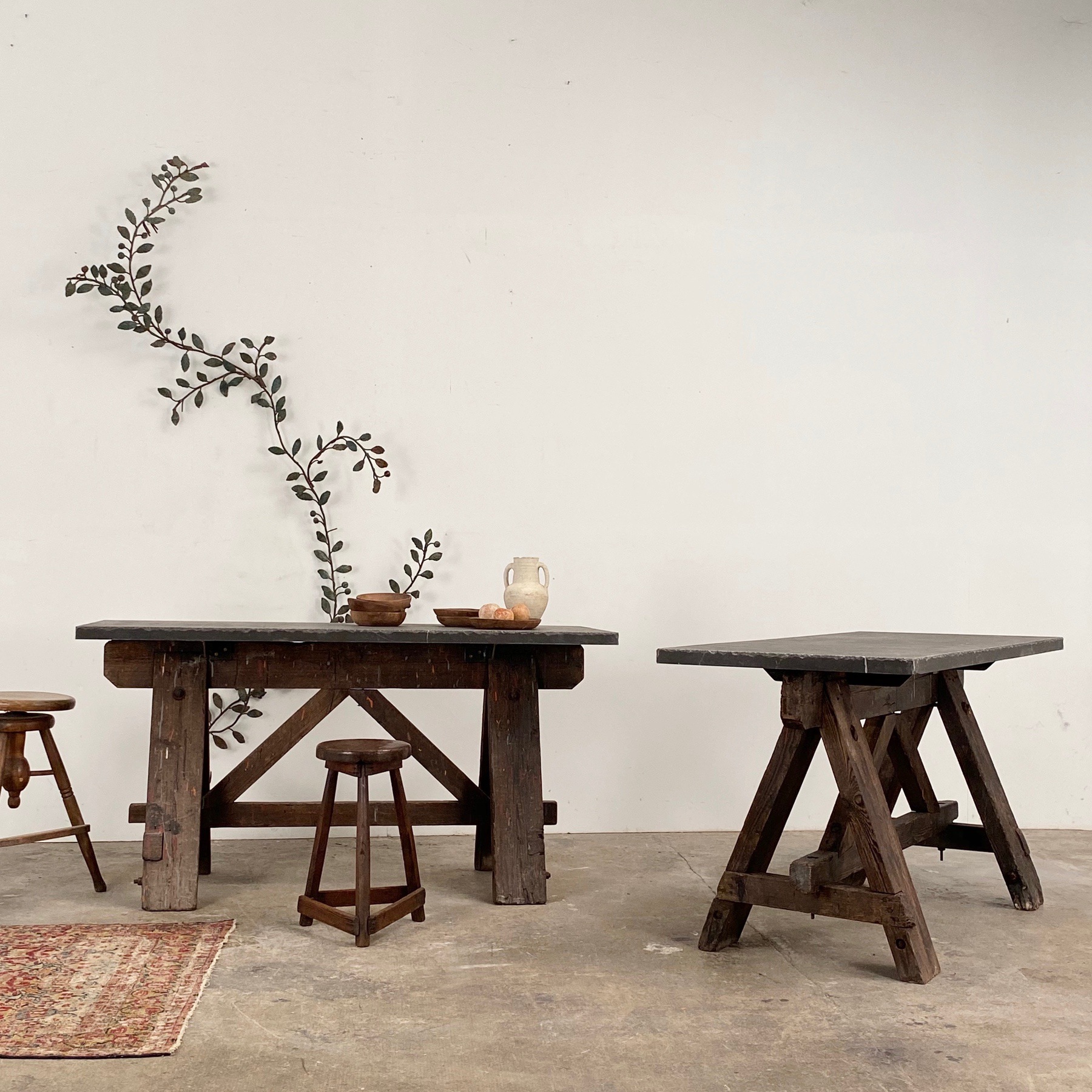 massive stone tables – Objet Vagabond