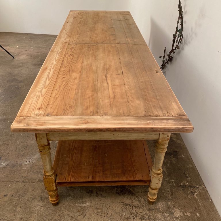 huge draper table – Objet Vagabond
