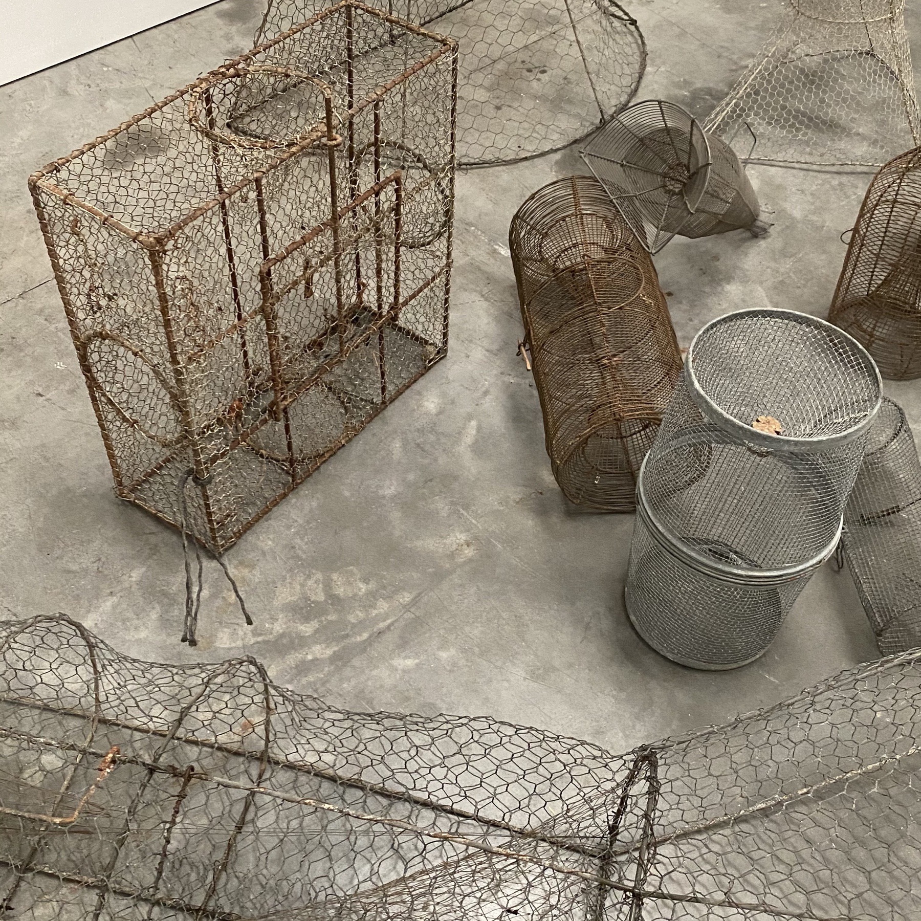wire fish traps – Objet Vagabond