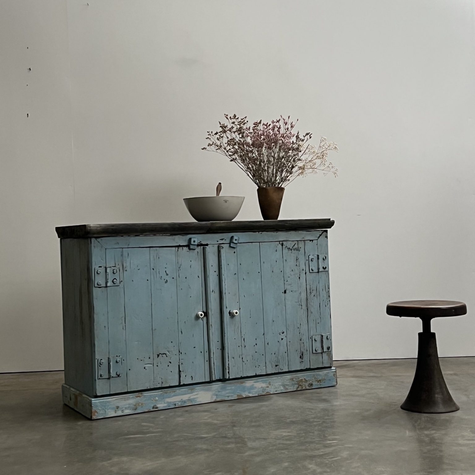 fisherman stone buffet – Objet Vagabond