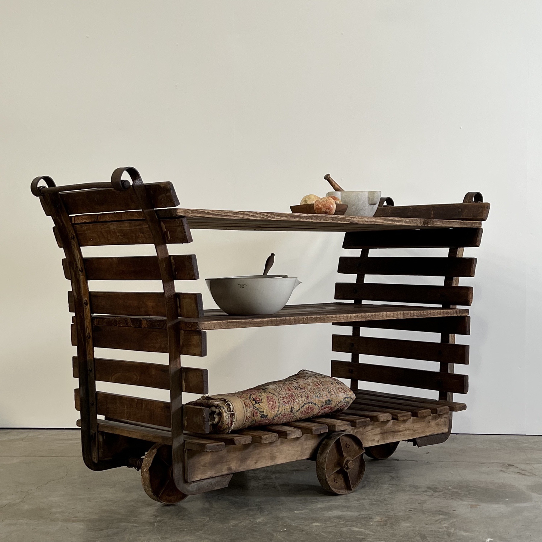 industrial wooden trolley – Objet Vagabond