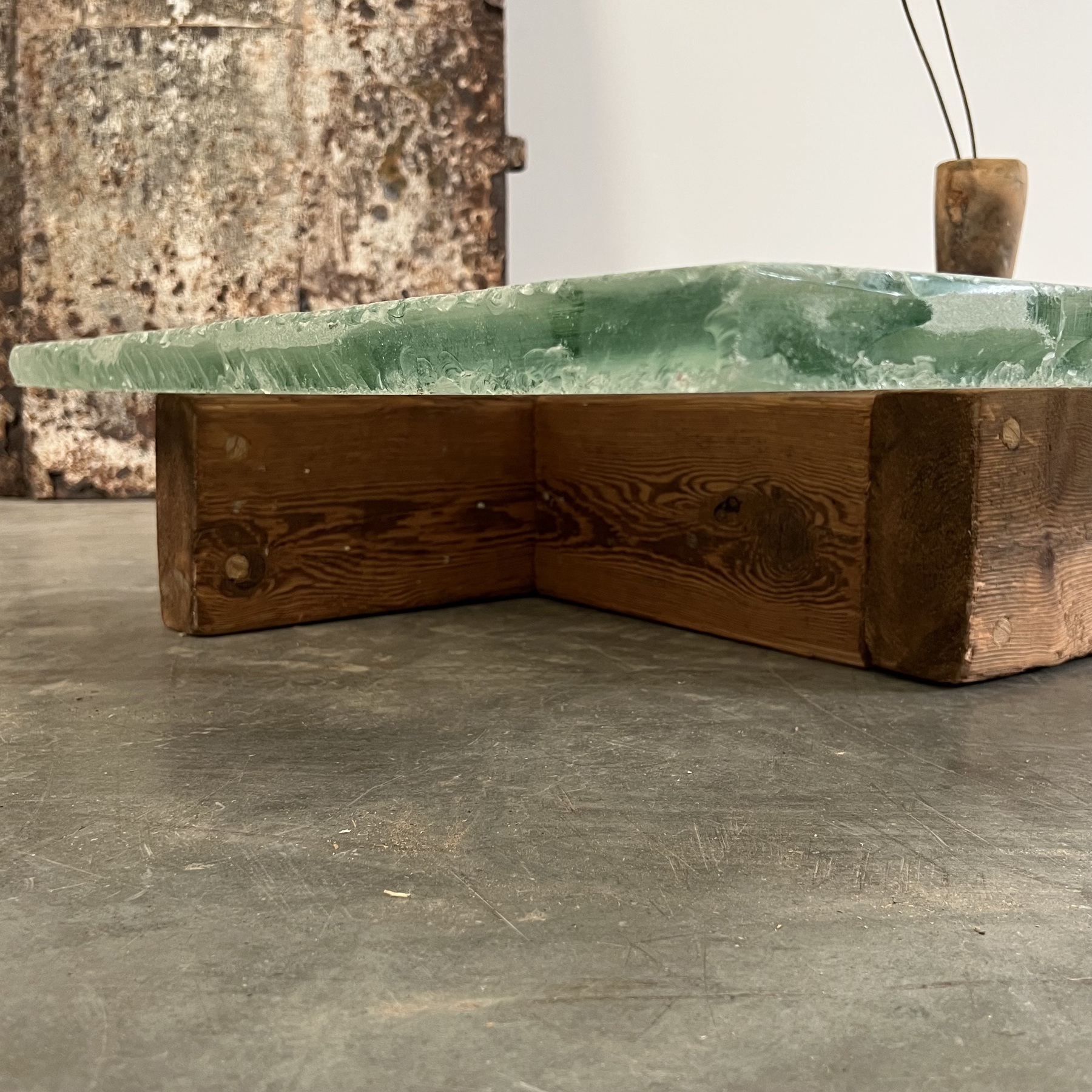 primitive glass coffee table – Objet Vagabond