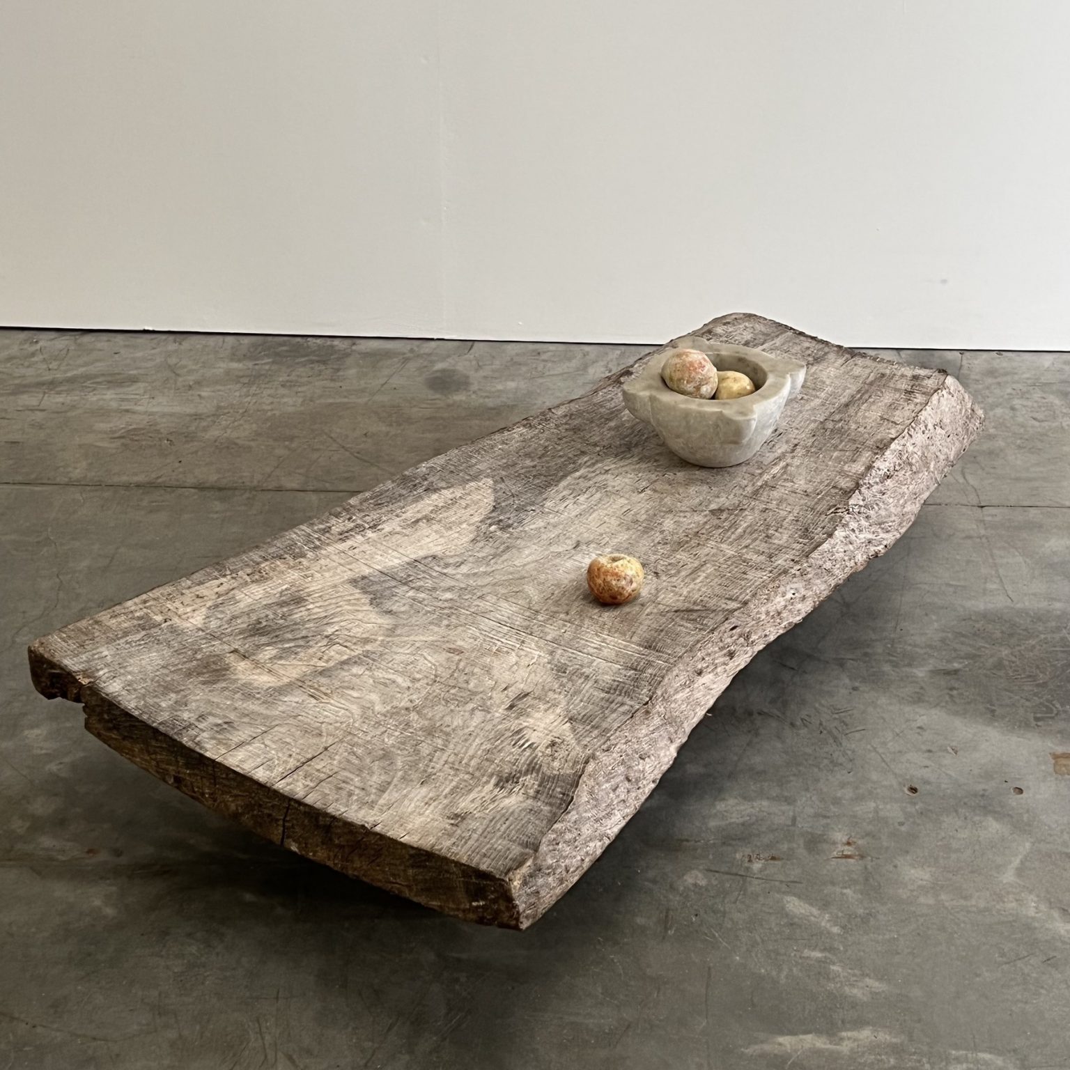 primitive coffee table – Objet Vagabond