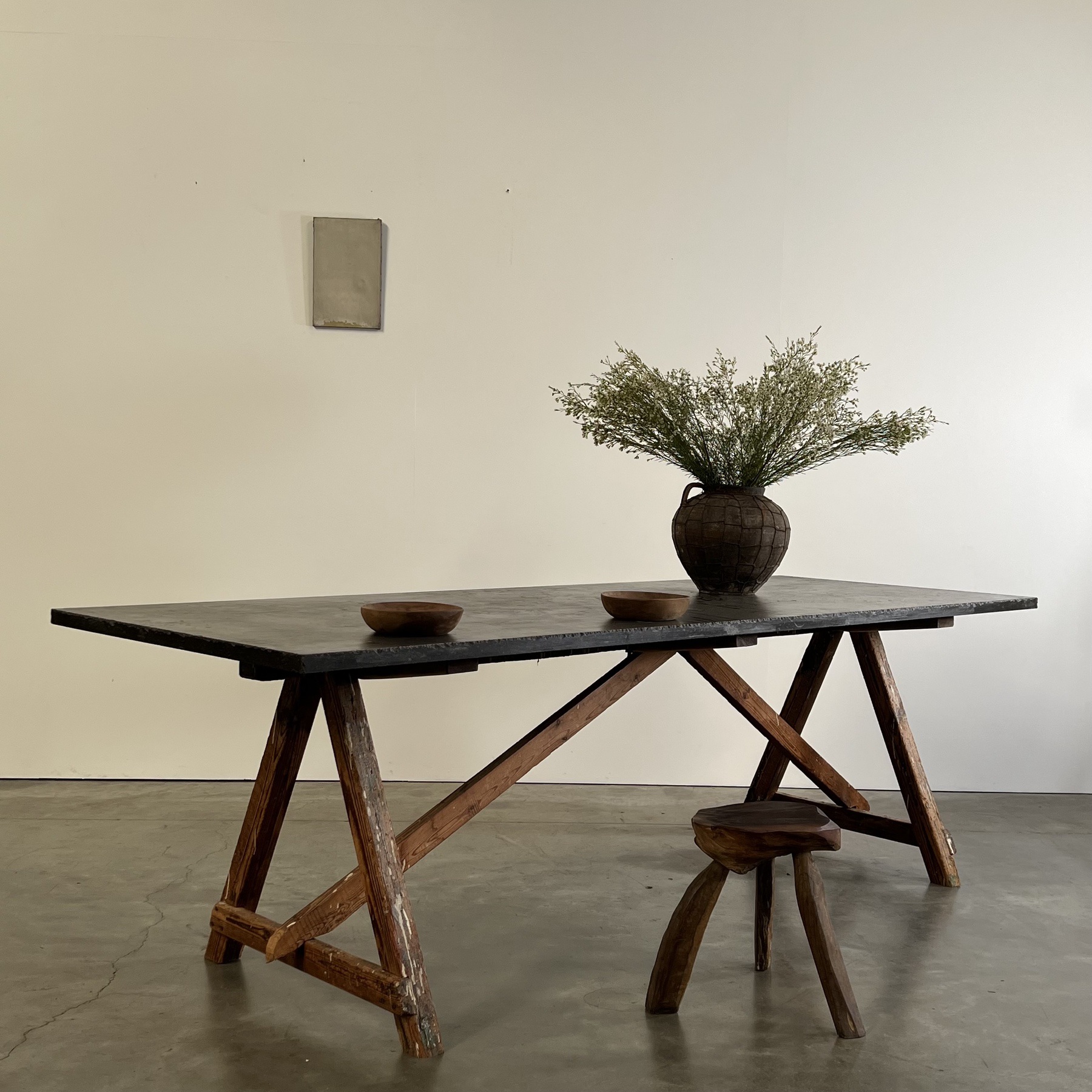 trestle stone table – Objet Vagabond