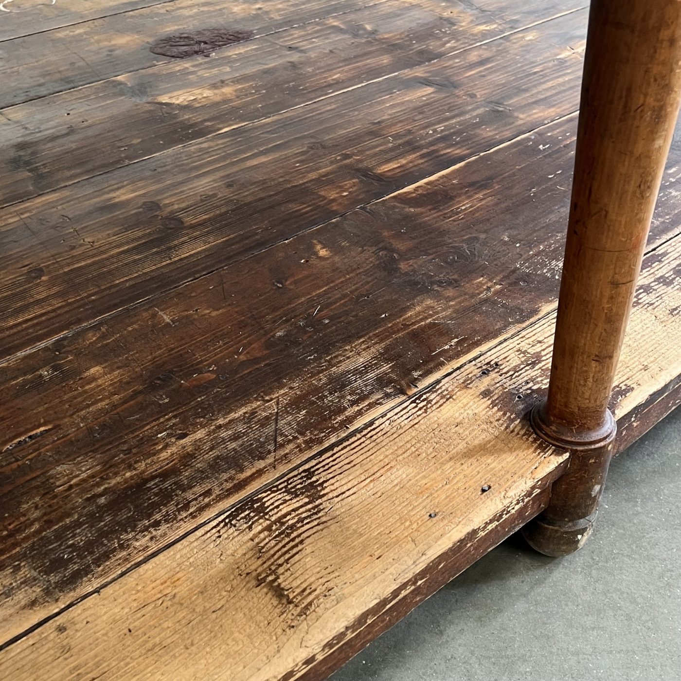 draper table – Objet Vagabond