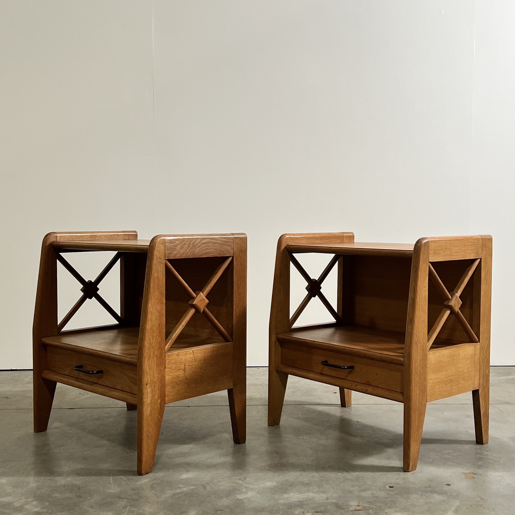 midcentury night tables – Objet Vagabond