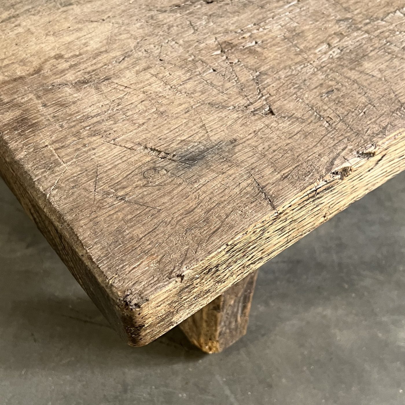 raw coffee table – Objet Vagabond