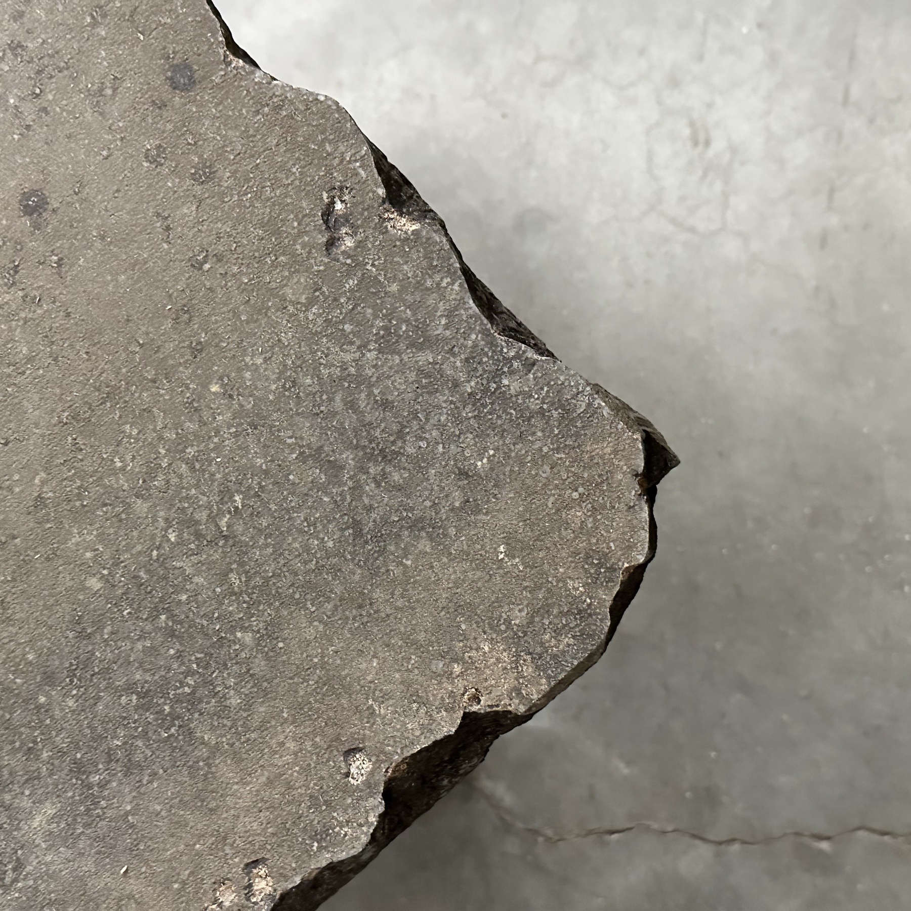 blue stone tables – Objet Vagabond