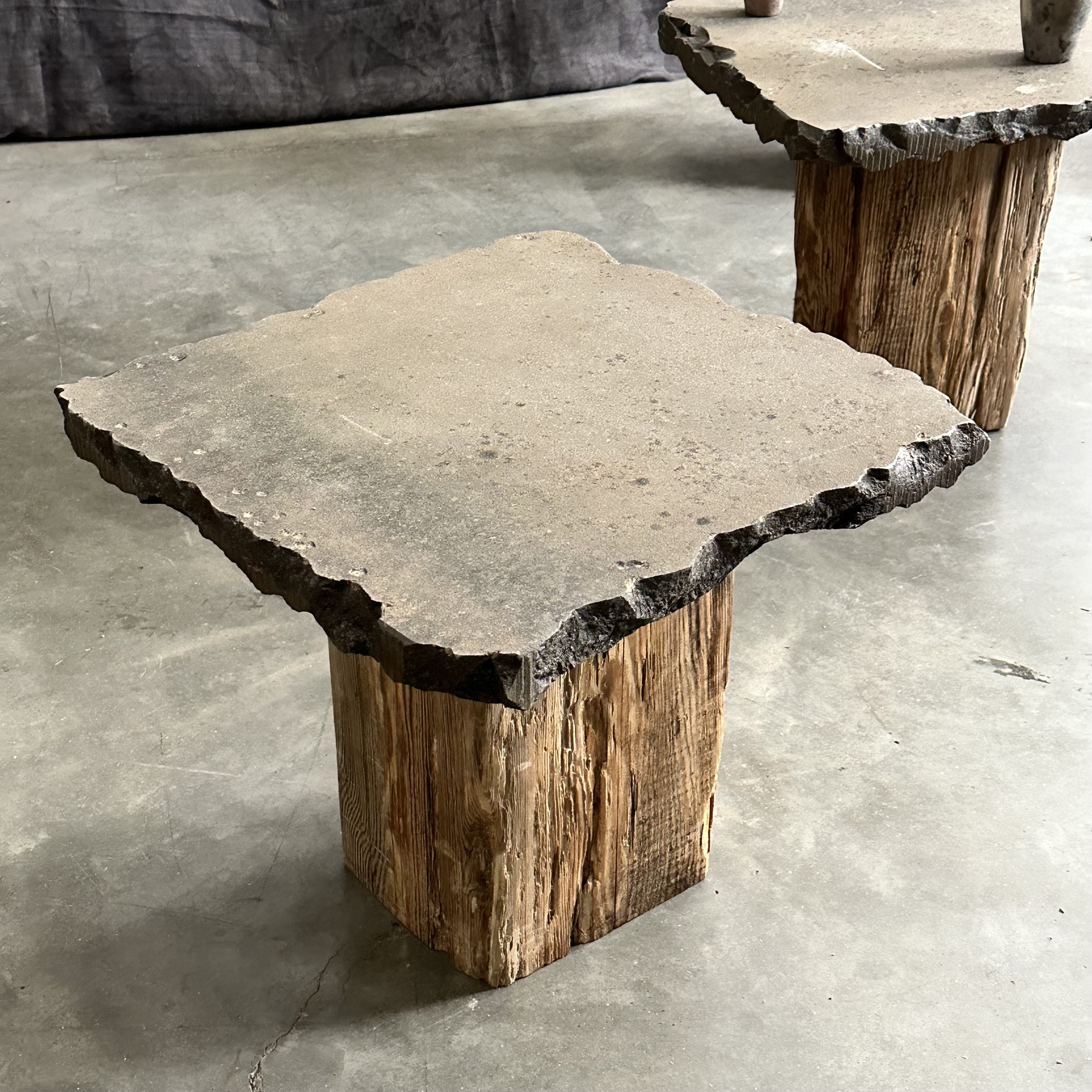 blue stone tables – Objet Vagabond