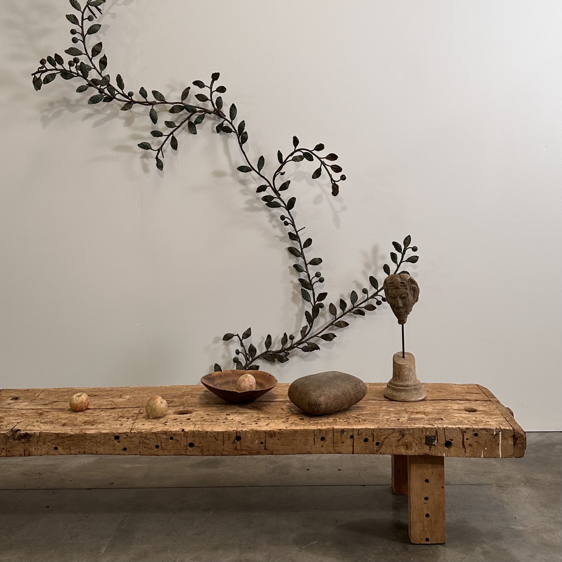 primitive coffee table – Objet Vagabond