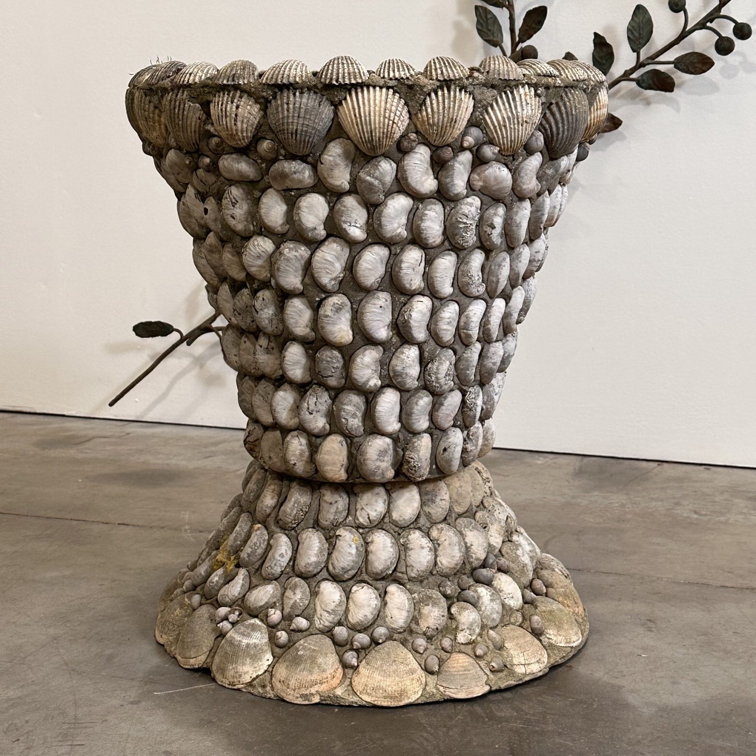 shell planters – Objet Vagabond