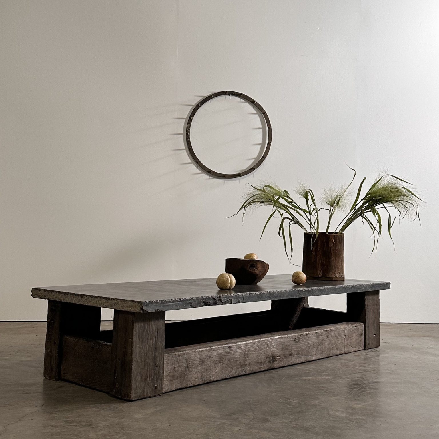 stone raw table – Objet Vagabond