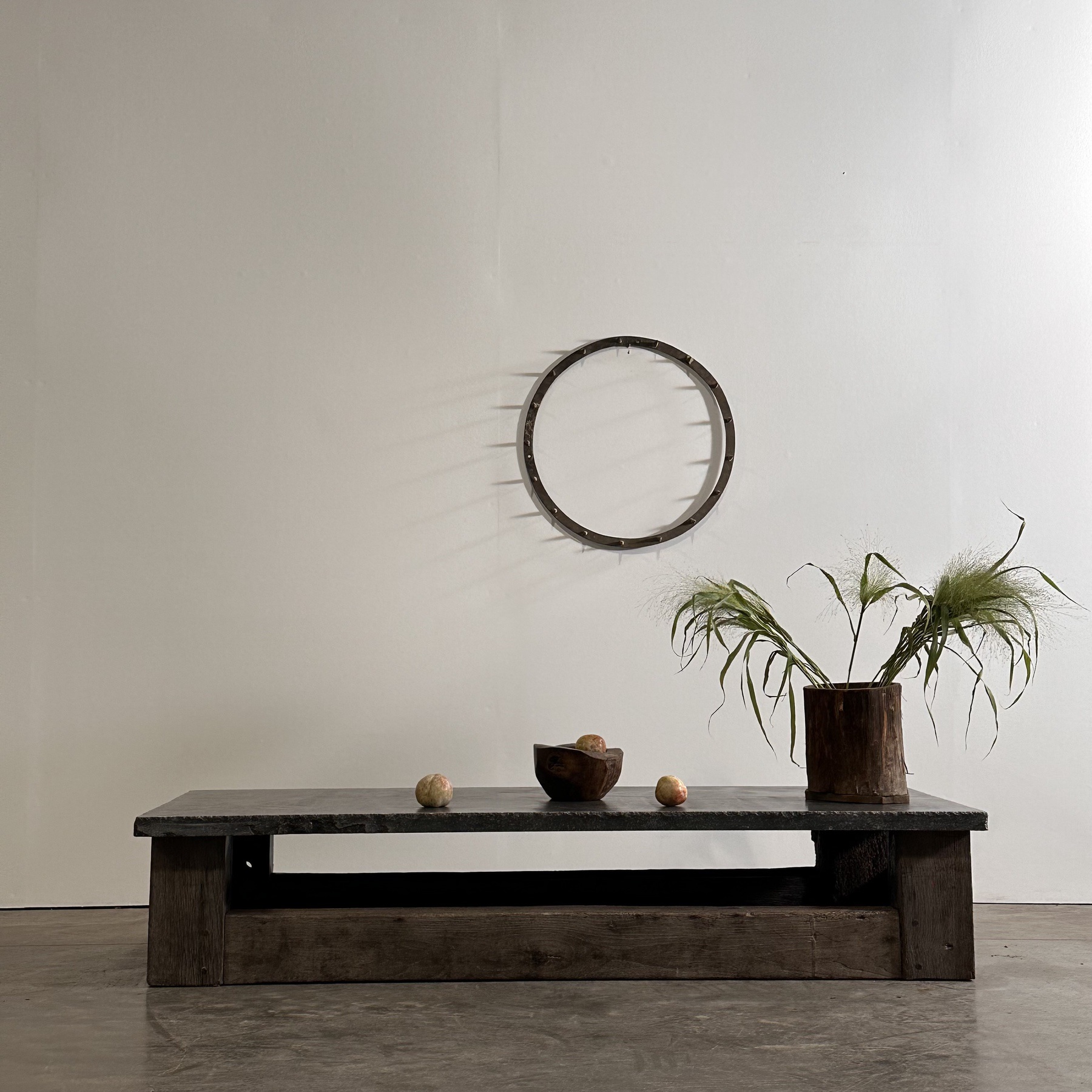 stone raw table – Objet Vagabond