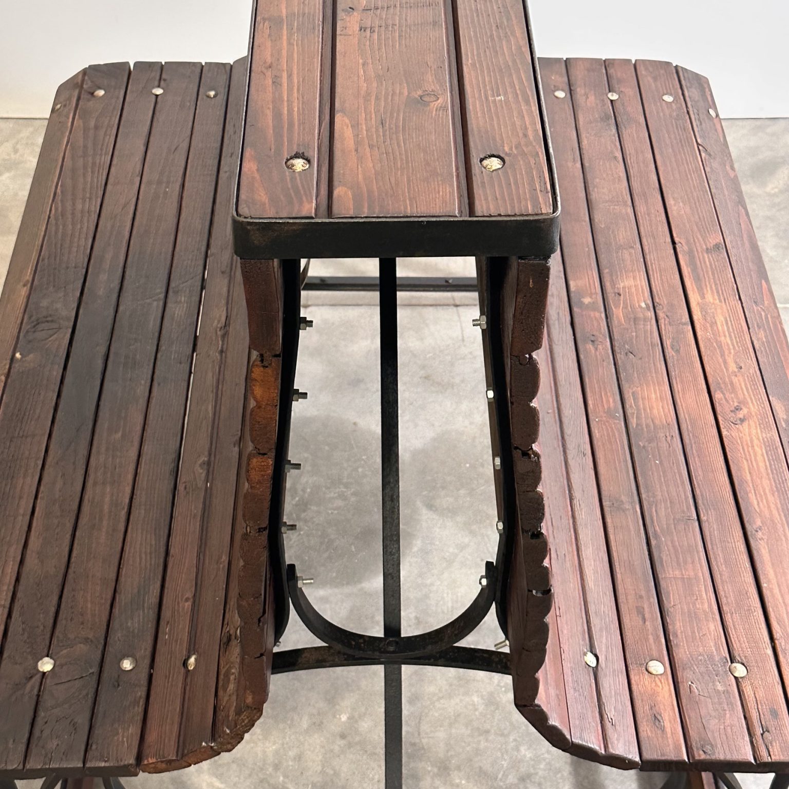 station bench – Objet Vagabond