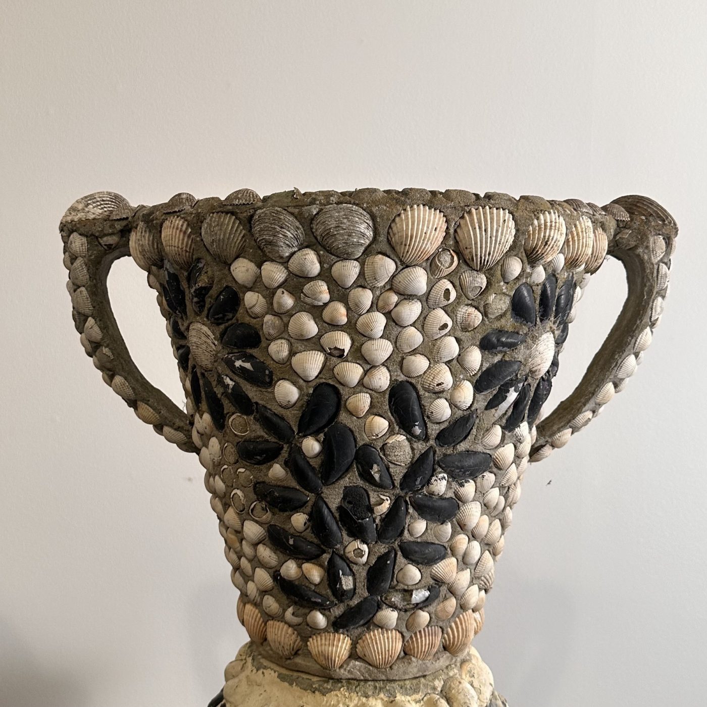 shell planters – Objet Vagabond