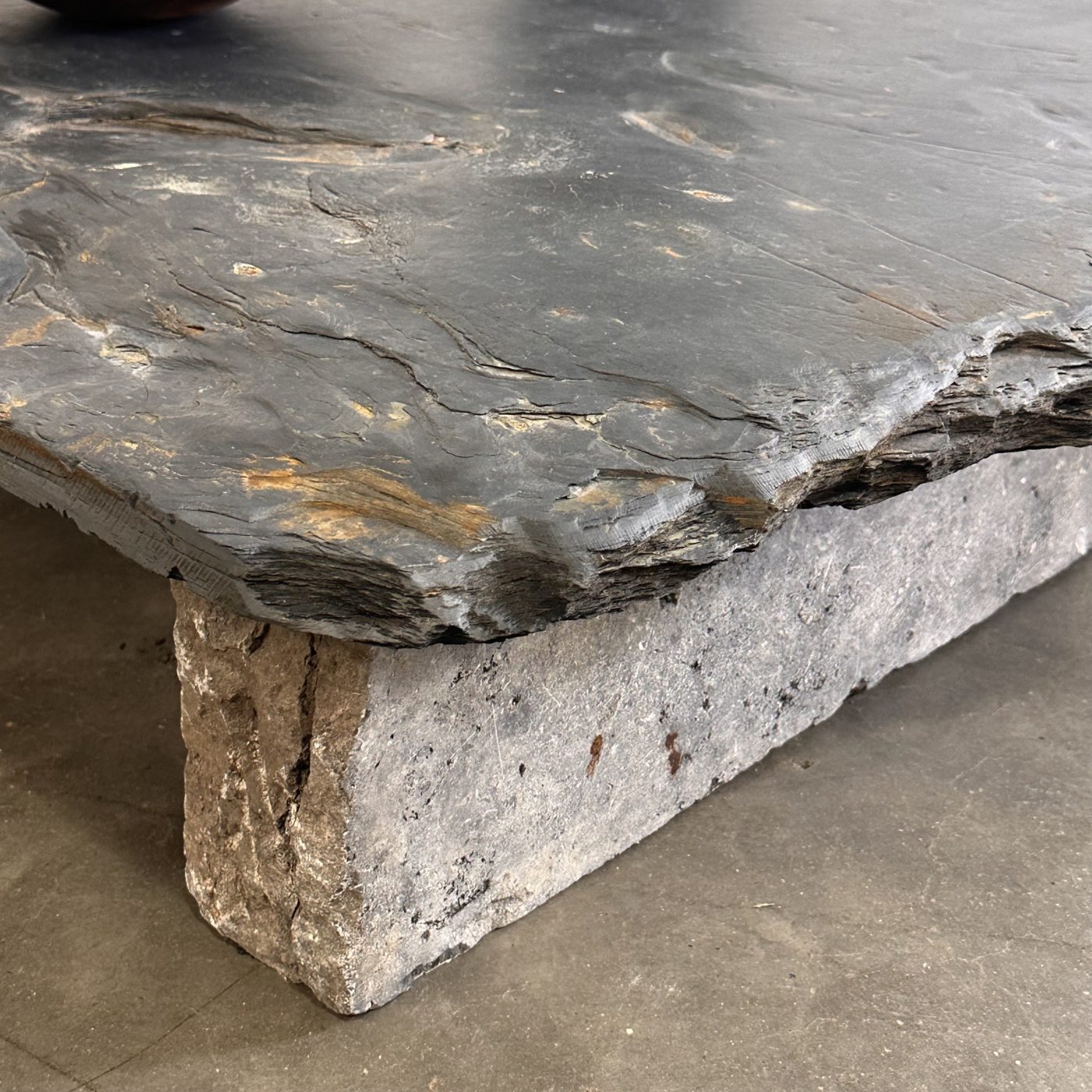 blue stone coffee table – Objet Vagabond