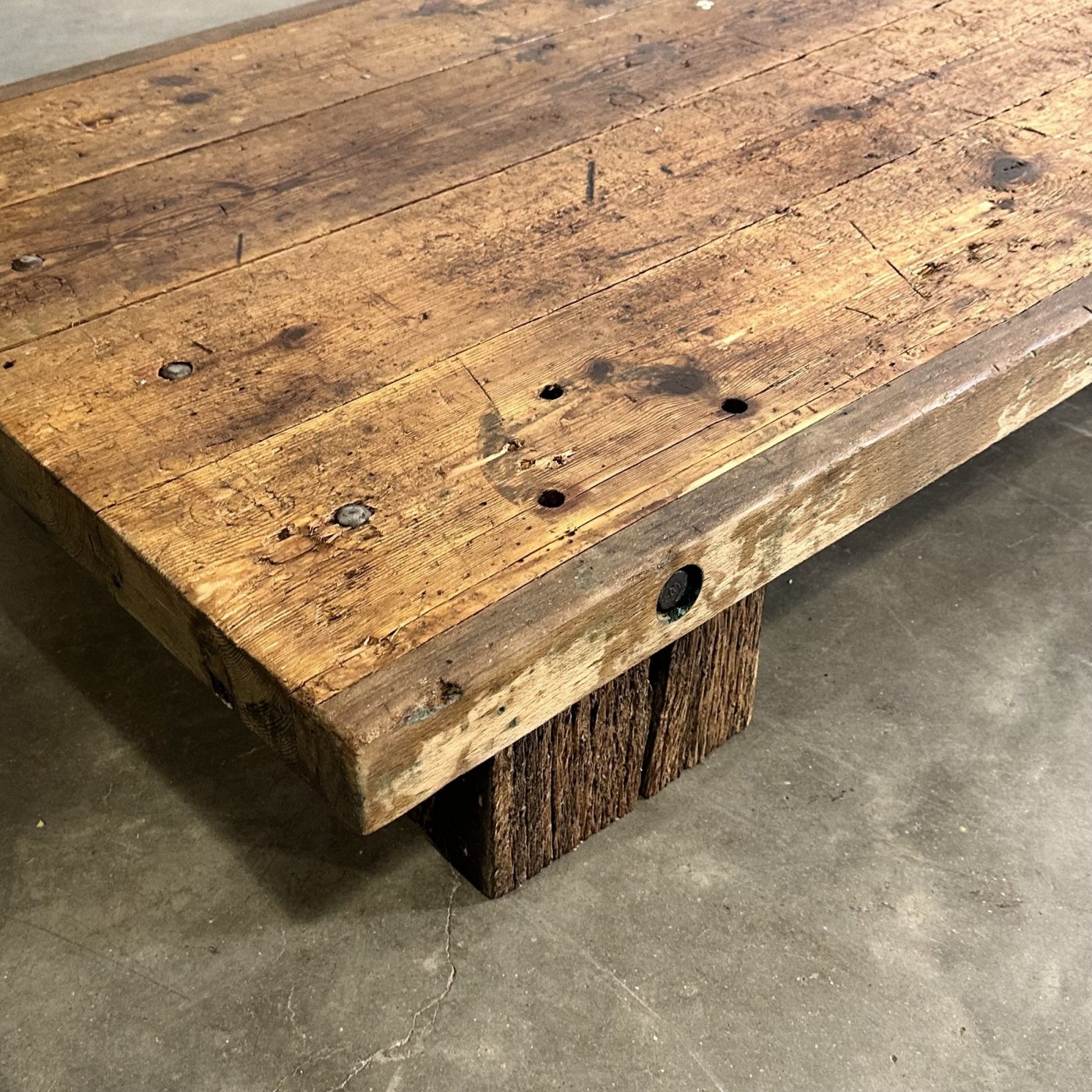 primitive raw table – Objet Vagabond