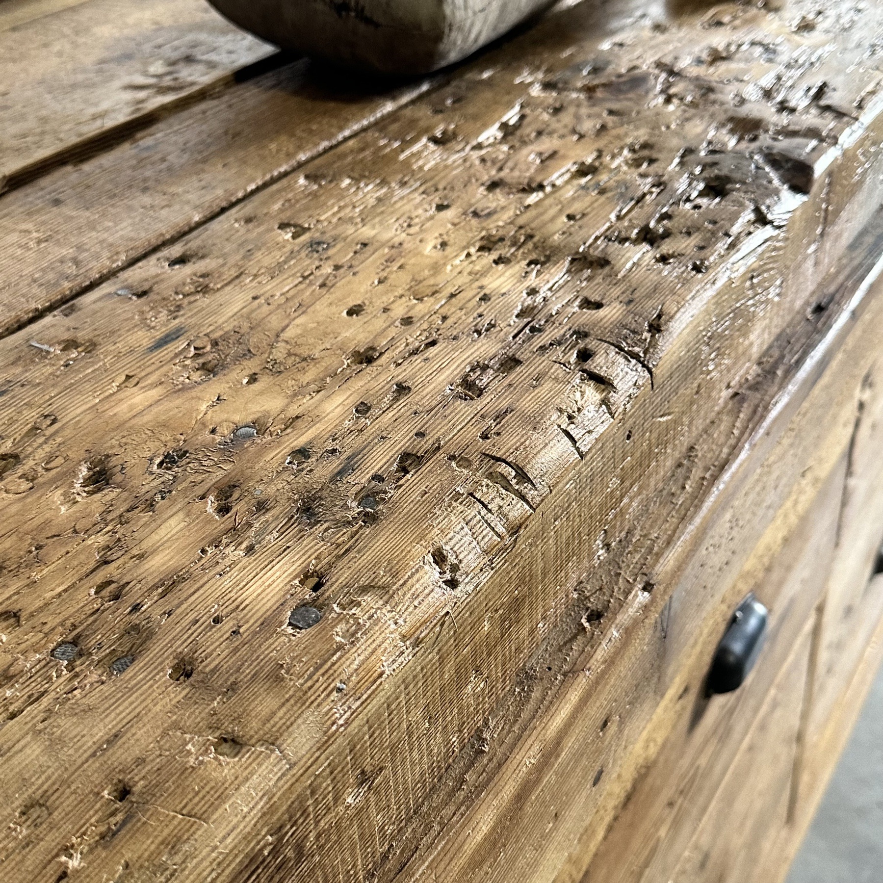 carpenter workbench chest – Objet Vagabond