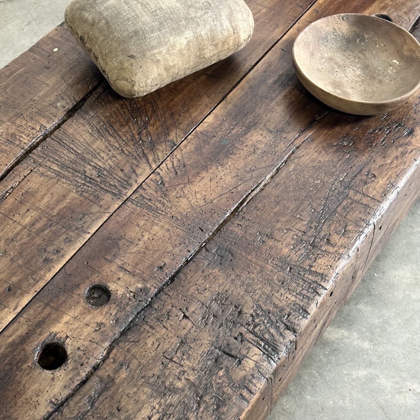 raw coffee table – Objet Vagabond