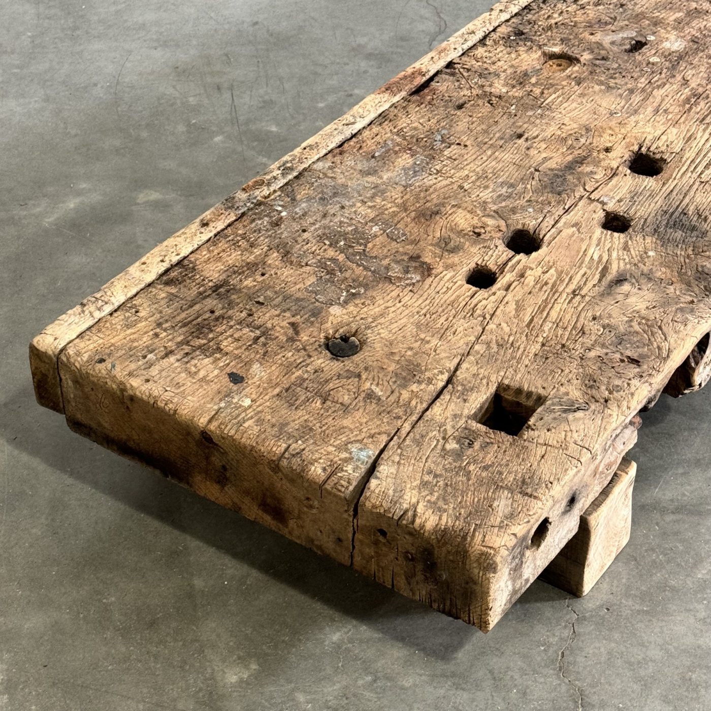 raw coffee table – Objet Vagabond