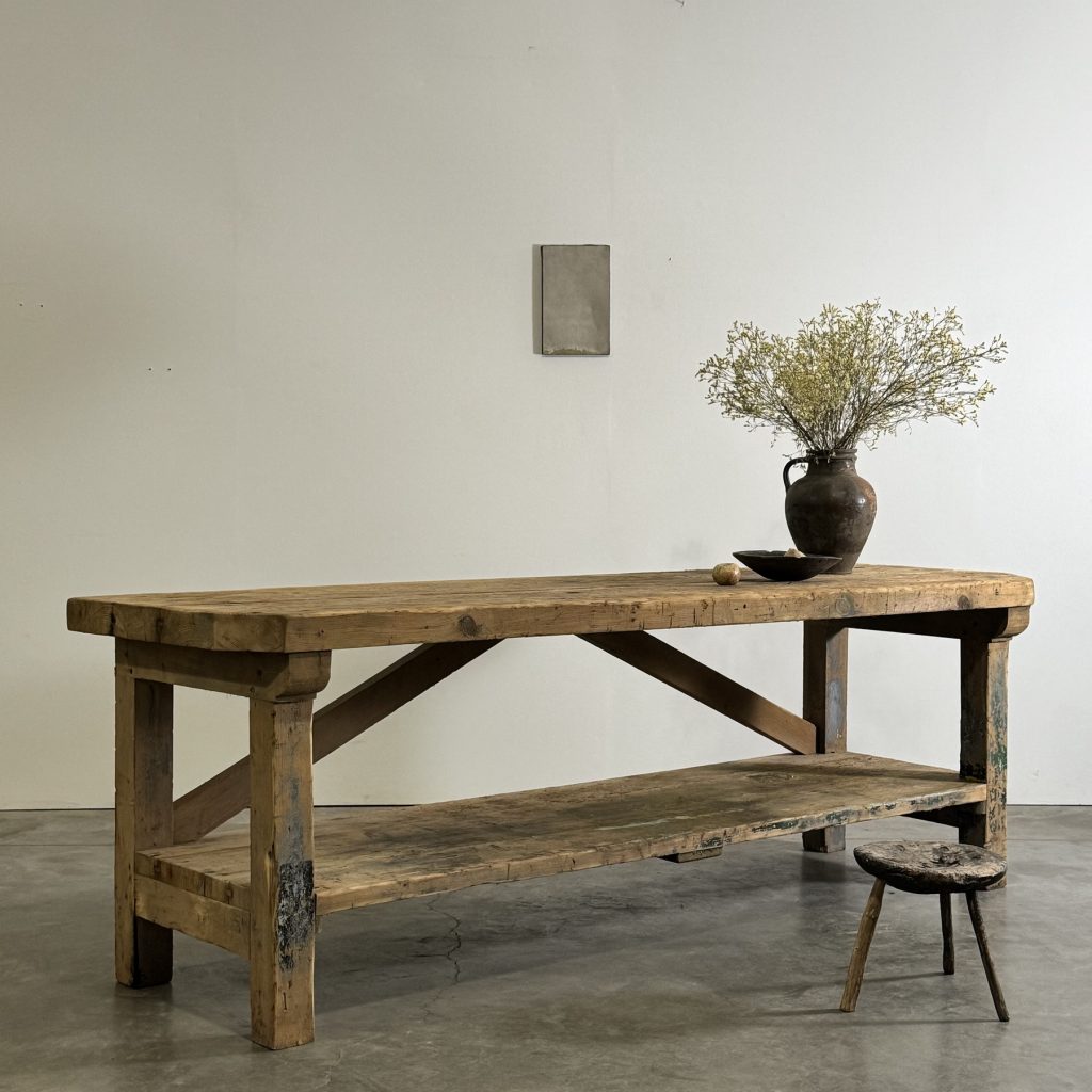 large primitive workbench – Objet Vagabond