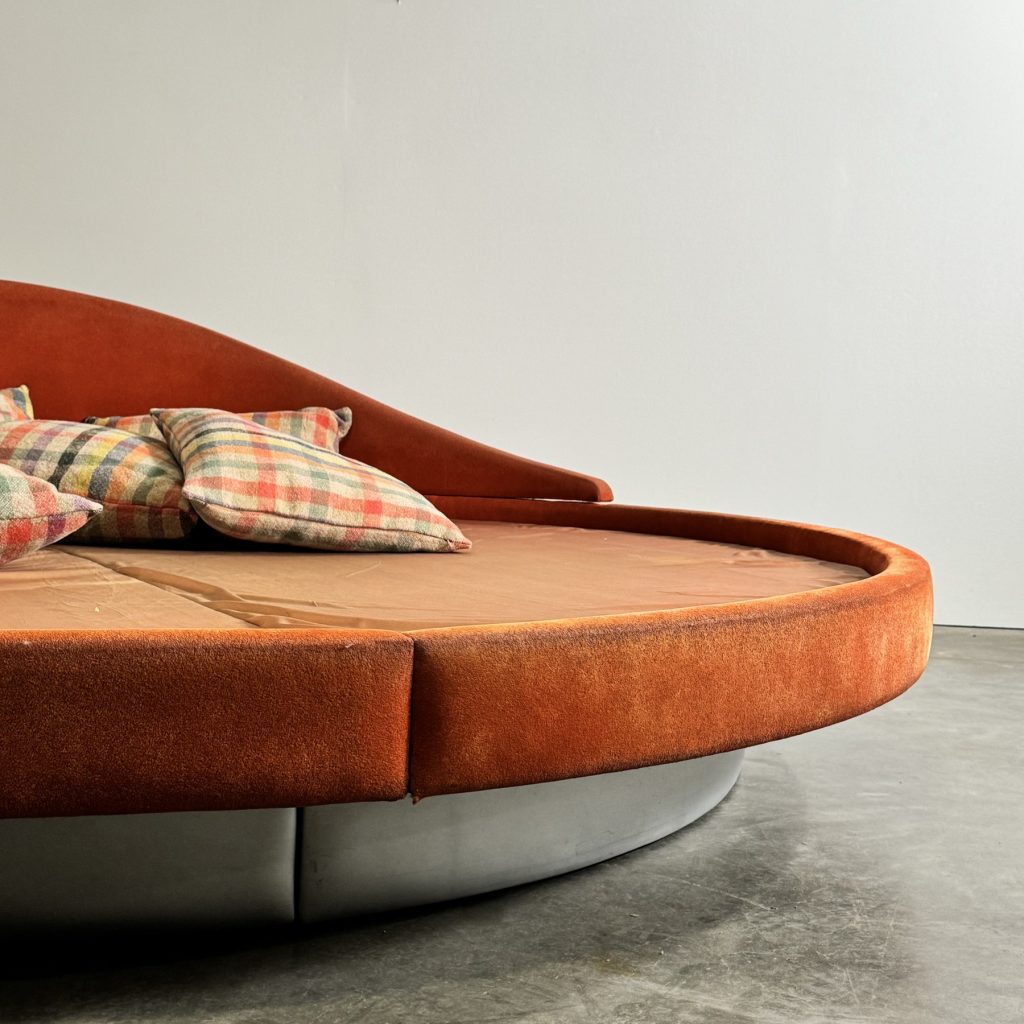 round daybed – Objet Vagabond