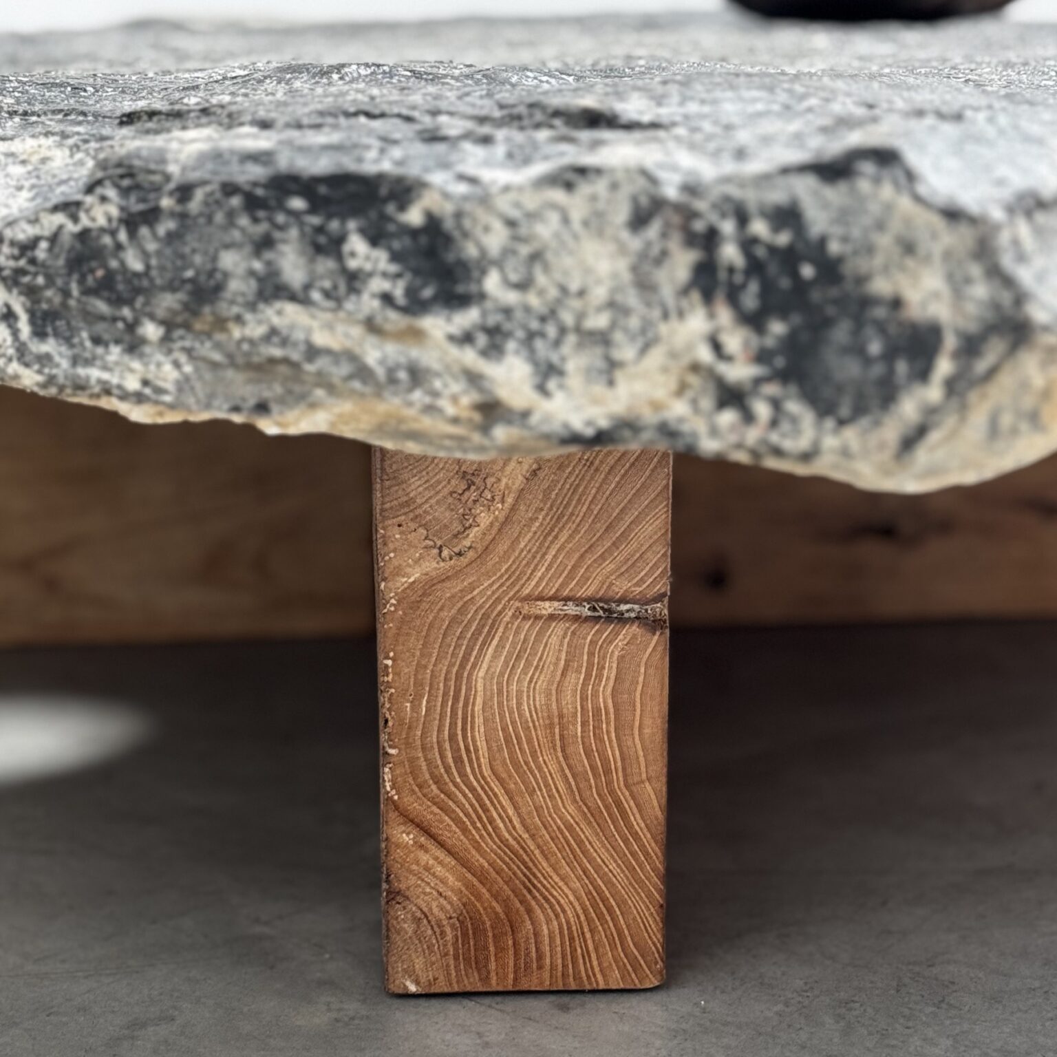 raw stone coffee table – Objet Vagabond